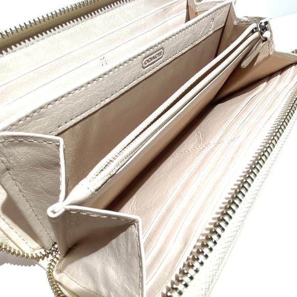 Coach | Bags | Coach Madison Gathered Leather Accordion Zip Wallet ...